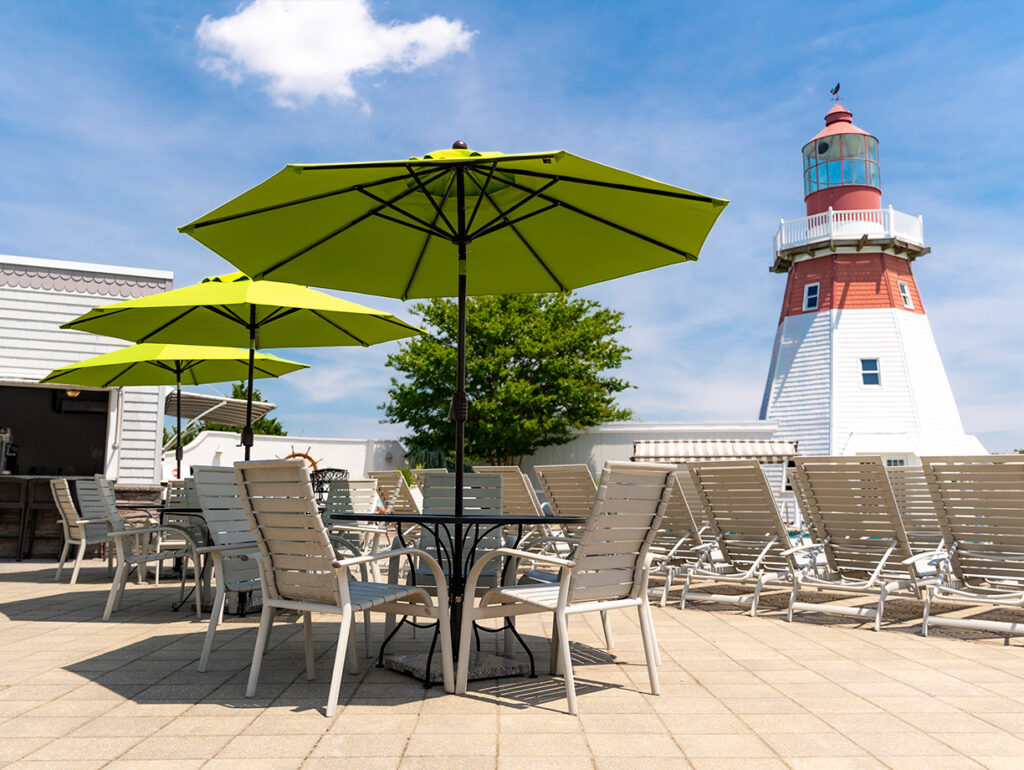 Explore Lighthouse Point | Store, Pool, Freedom Boat Club